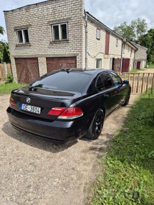 Melns BMW 730 2005 Liepāja, ar dzinēja tilpumu 3.00 L un nobraukumu 420 tūkst. km par 4300 €, foto 8 vietnē AUTOMOTO.COM.LV