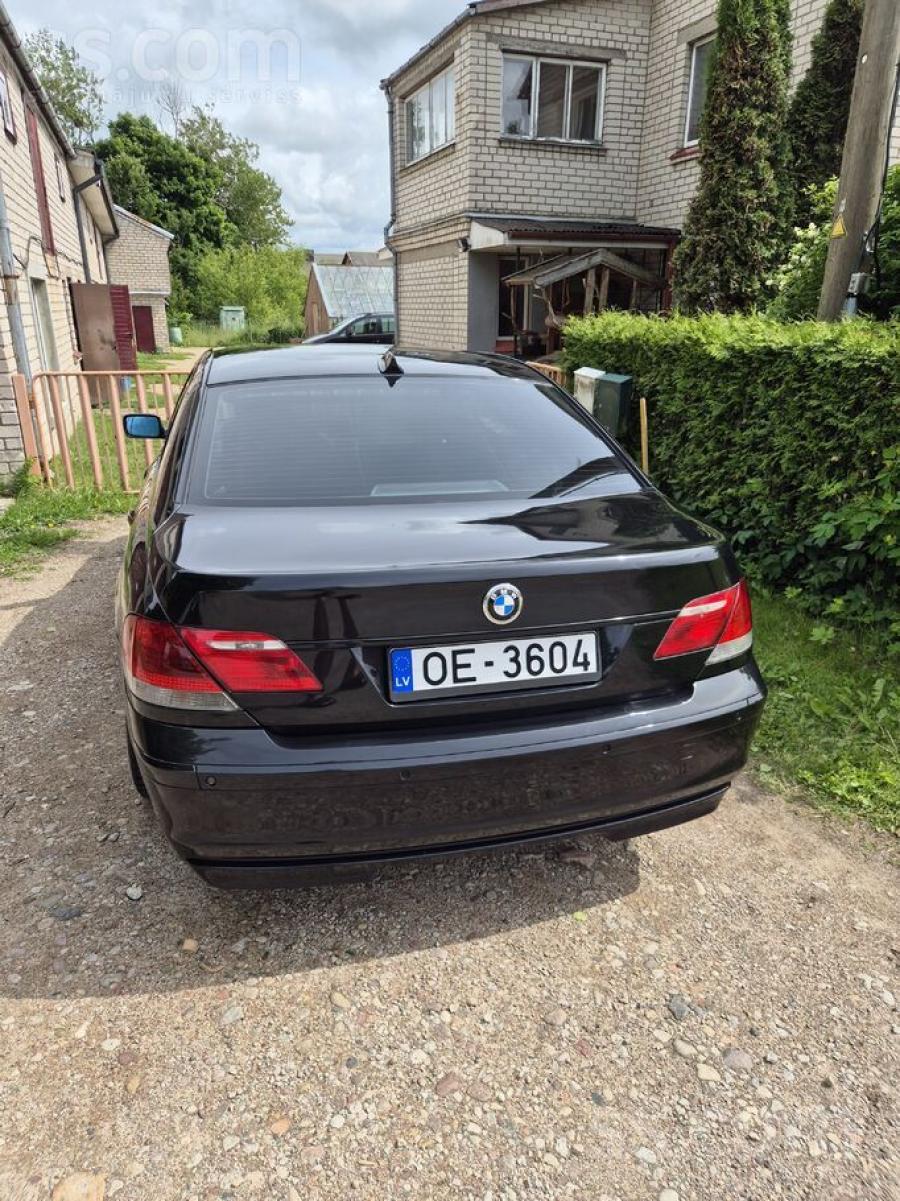 Melns BMW 730 2005 Liepāja, ar dzinēja tilpumu 3.00 L un nobraukumu 420 tūkst. km par 4300 €, foto 9 vietnē AUTOMOTO.COM.LV
