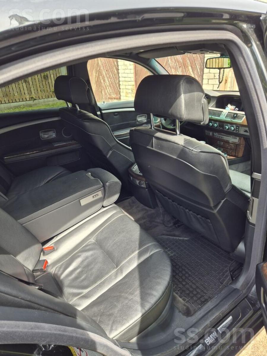 Melns BMW 730 2005 Liepāja, ar dzinēja tilpumu 3.00 L un nobraukumu 420 tūkst. km par 4300 €, foto 14 vietnē AUTOMOTO.COM.LV