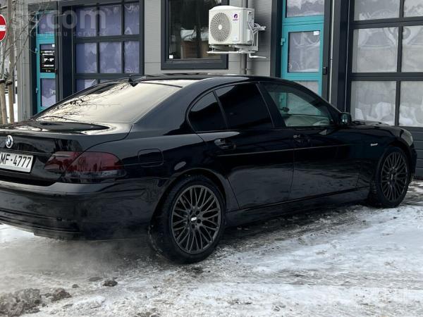 Черный БМВ 730 2005 в Рига, объемом двигателя 3.00 л и пробегом 345 тыс. км за 3750 €, фото 2 на AUTOMOTO.COM.LV