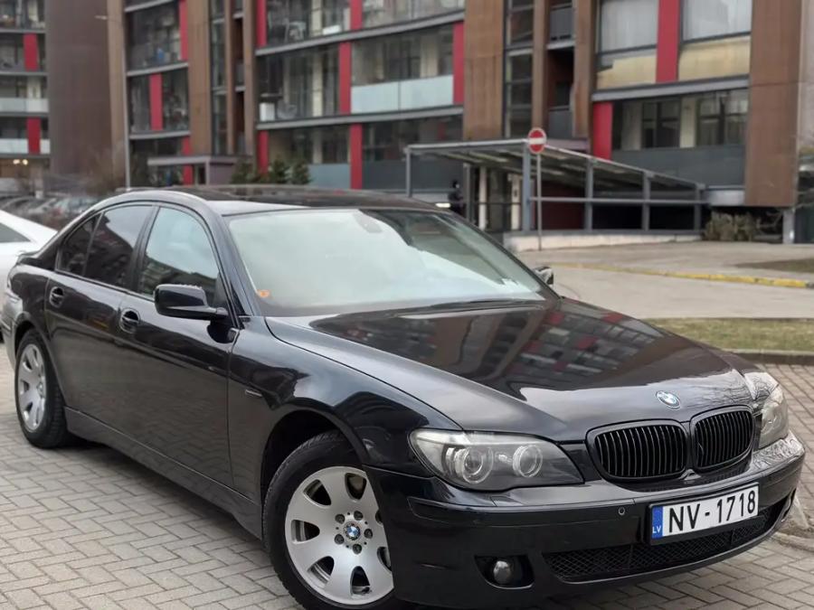 Black BMW 730 2005 in Riga, with an engine capacity of 3.00 L and mileage of 396 thousand km for 3990 €, photo 1 on AUTOMOTO.COM.LV