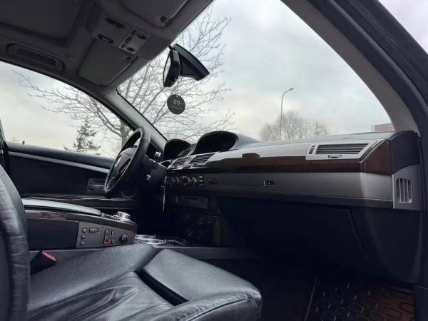 Melns BMW 730 2005 Rīga, ar dzinēja tilpumu 3.00 L un nobraukumu 396 tūkst. km par 3990 €, foto 8 vietnē AUTOMOTO.COM.LV
