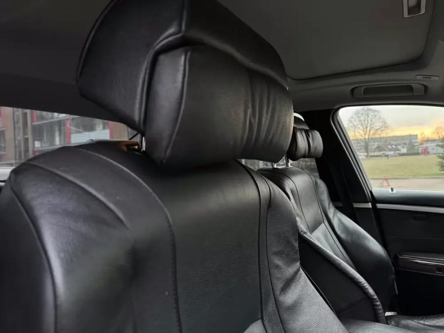 Black BMW 730 2005 in Riga, with an engine capacity of 3.00 L and mileage of 396 thousand km for 3990 €, photo 11 on AUTOMOTO.COM.LV