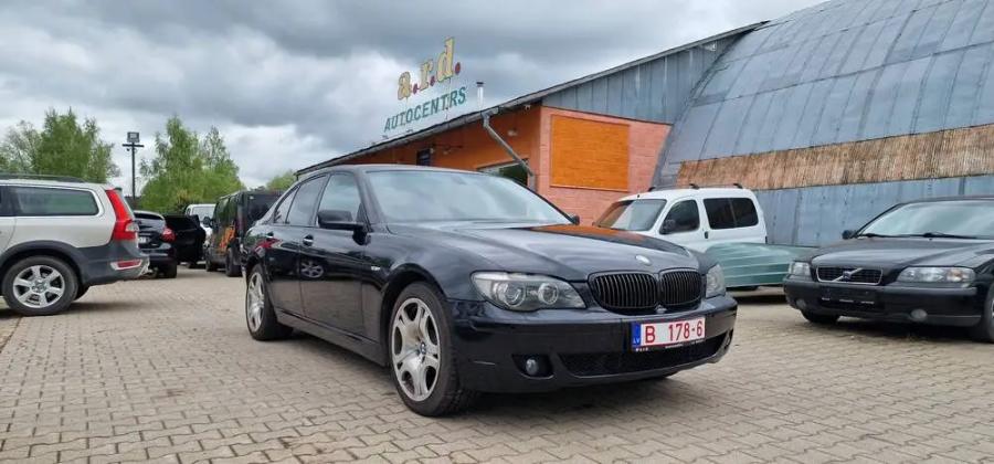 Black BMW 730 2005 in Valmiera, with an engine capacity of 3.00 L and mileage of 283 thousand km for 4400 €, photo 1 on AUTOMOTO.COM.LV