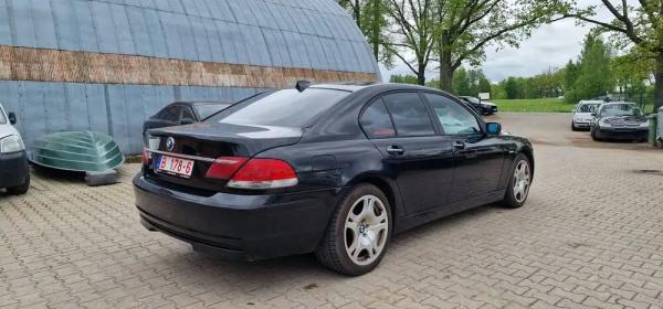 Melns BMW 730 2005 Valmiera, ar dzinēja tilpumu 3.00 L un nobraukumu 283 tūkst. km par 4400 €, foto 3 vietnē AUTOMOTO.COM.LV