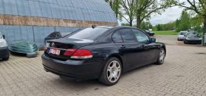 Black BMW 730 2005 in Valmiera, with an engine capacity of 3.00 L and mileage of 283 thousand km for 4400 €, photo 4 on AUTOMOTO.COM.LV