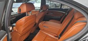 Black BMW 730 2005 in Valmiera, with an engine capacity of 3.00 L and mileage of 283 thousand km for 4400 €, photo 10 on AUTOMOTO.COM.LV