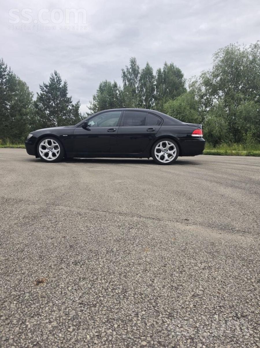 Melns BMW 730 2005 Bauska, ar dzinēja tilpumu 3.00 L un nobraukumu 285 tūkst. km par 7300 €, foto 4 vietnē AUTOMOTO.COM.LV