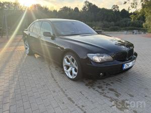 Black BMW 730 2005 in Bauska, with an engine capacity of 3.00 L and mileage of 284 thousand km for 6200 €, photo 5 on AUTOMOTO.COM.LV