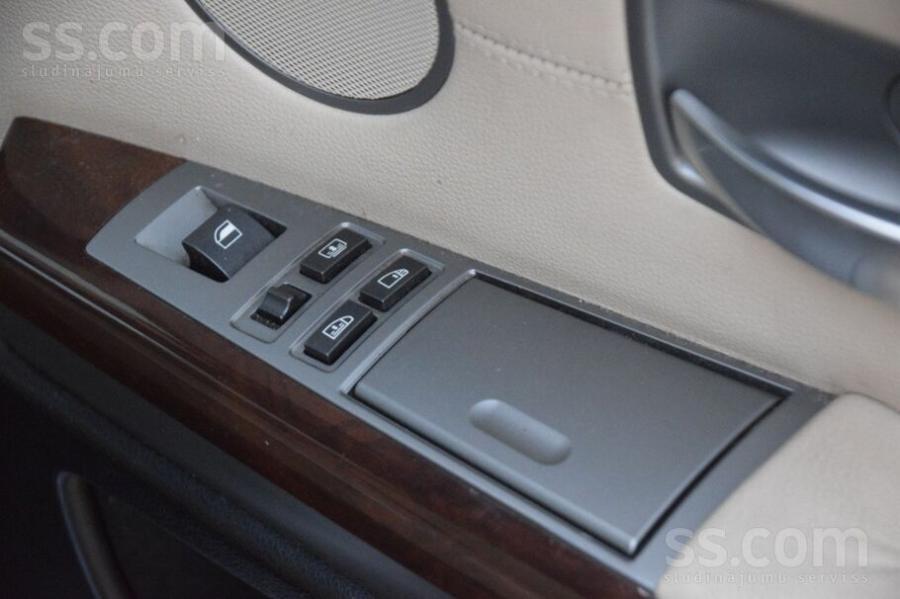 Melns BMW 730 2005 Rīga, ar dzinēja tilpumu 3.00 L un nobraukumu 0 tūkst. km par 4400 €, foto 14 vietnē AUTOMOTO.COM.LV