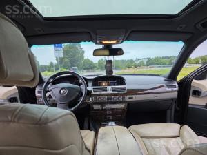 Melns BMW 730 2005 Rīga, ar dzinēja tilpumu 3.00 L un nobraukumu 0 tūkst. km par 4400 €, foto 21 vietnē AUTOMOTO.COM.LV