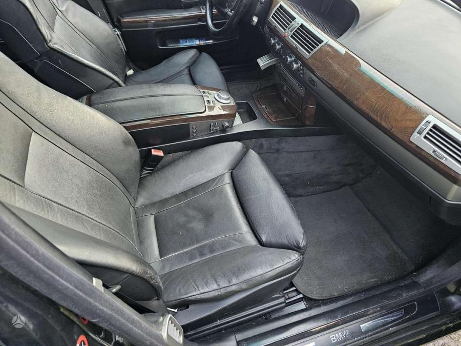 Черный БМВ 730 2005 в Каунас, объемом двигателя 3.00 л и пробегом 426 тыс. км за 3350 €, фото 22 на AUTOMOTO.COM.LV