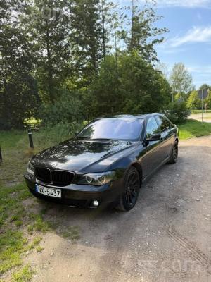 Black BMW 730 2005 in Talsi, with an engine capacity of 3.00 L and mileage of 437 thousand km for 3350 €, photo  on AUTOMOTO.COM.LV