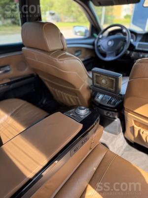 Melns BMW 730 2005 Talsi, ar dzinēja tilpumu 3.00 L un nobraukumu 437 tūkst. km par 3350 €, foto 5 vietnē AUTOMOTO.COM.LV