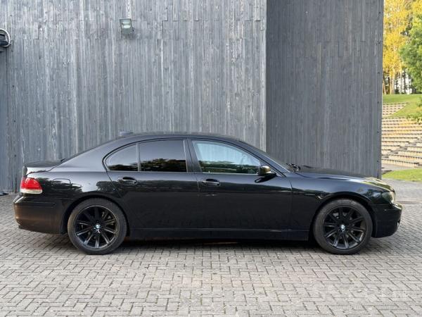 Melns BMW 730 2005 Talsi, ar dzinēja tilpumu 3.00 L un nobraukumu 438 tūkst. km par 3250 €, foto 5 vietnē AUTOMOTO.COM.LV