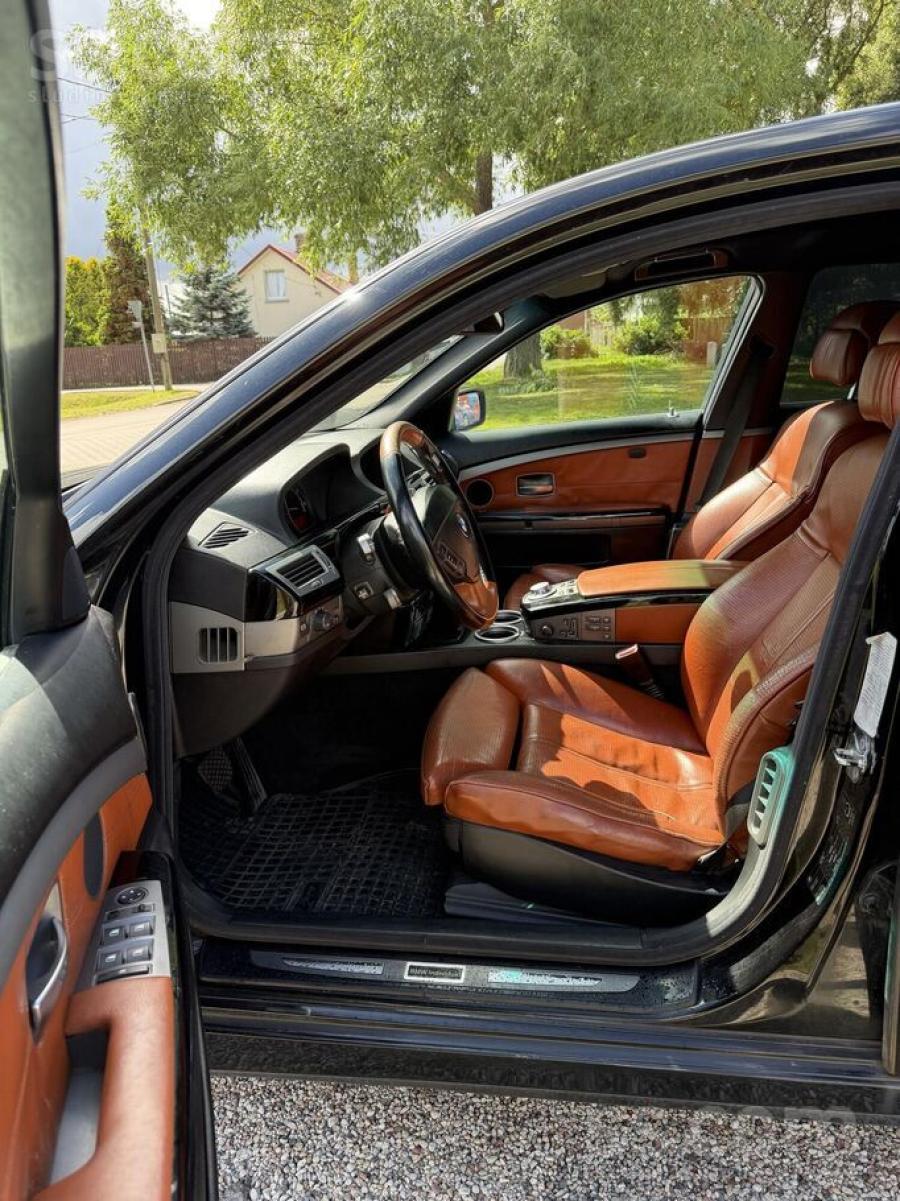 Melns BMW 730 2005 Ventspils, ar dzinēja tilpumu 3.00 L un nobraukumu 357 tūkst. km par 3500 €, foto 10 vietnē AUTOMOTO.COM.LV