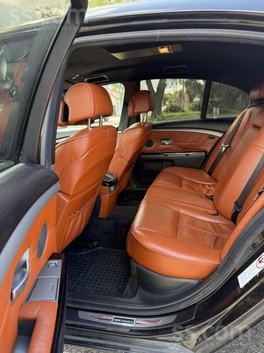 Melns BMW 730 2005 Ventspils, ar dzinēja tilpumu 3.00 L un nobraukumu 357 tūkst. km par 3500 €, foto 17 vietnē AUTOMOTO.COM.LV