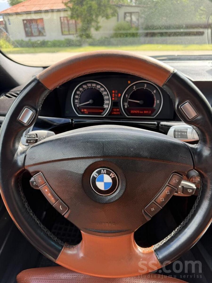 Melns BMW 730 2005 Ventspils, ar dzinēja tilpumu 3.00 L un nobraukumu 357 tūkst. km par 3500 €, foto 24 vietnē AUTOMOTO.COM.LV