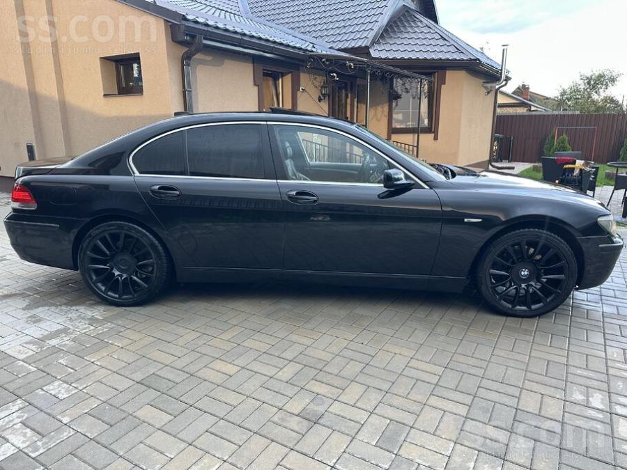 Melns BMW 730 2005 Daugavpils, ar dzinēja tilpumu 3.00 L un nobraukumu 0 tūkst. km par 2700 €, foto 9 vietnē AUTOMOTO.COM.LV