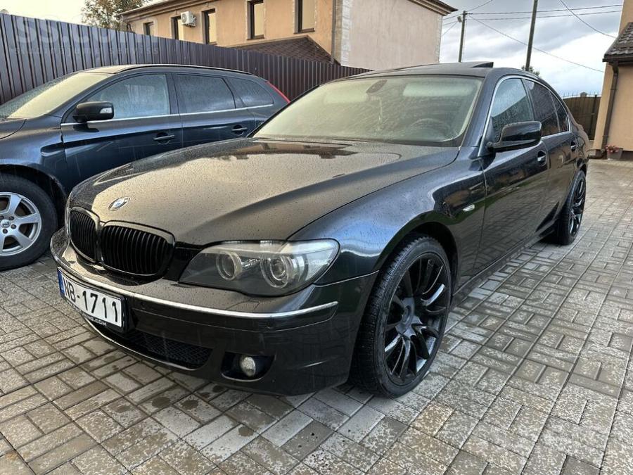 Melns BMW 730 2005 Daugavpils, ar dzinēja tilpumu 3.00 L un nobraukumu 0 tūkst. km par 2700 €, foto 16 vietnē AUTOMOTO.COM.LV