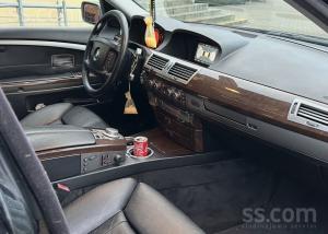 Melns BMW 730 2005 Daugavpils, ar dzinēja tilpumu 3.00 L un nobraukumu 0 tūkst. km par 2700 €, foto 22 vietnē AUTOMOTO.COM.LV