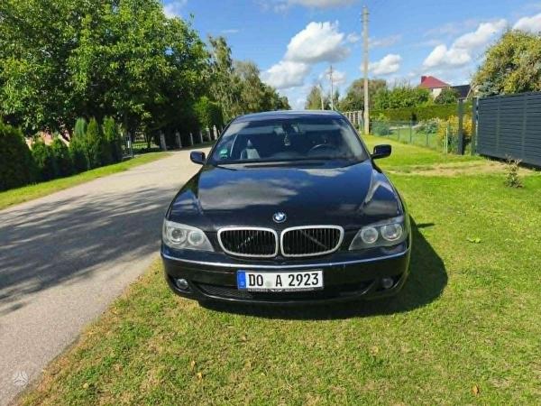 Melns BMW 730 2005 Kėdainiai, ar dzinēja tilpumu 2.99 L un nobraukumu 275 tūkst. km par 5549 €, foto 4 vietnē AUTOMOTO.COM.LV