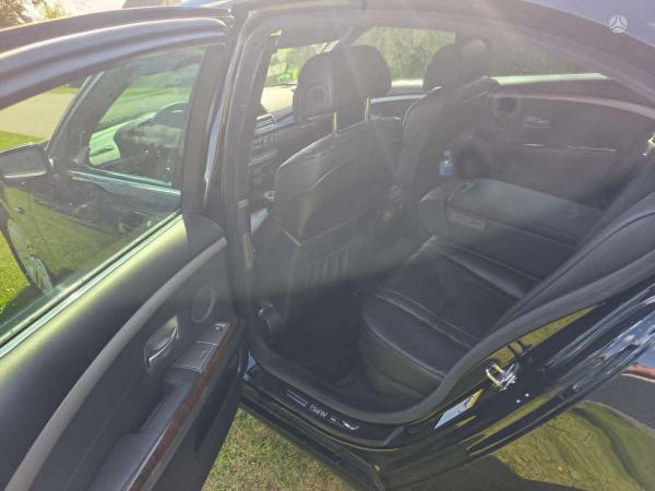 Melns BMW 730 2005 Kėdainiai, ar dzinēja tilpumu 2.99 L un nobraukumu 275 tūkst. km par 5549 €, foto 10 vietnē AUTOMOTO.COM.LV
