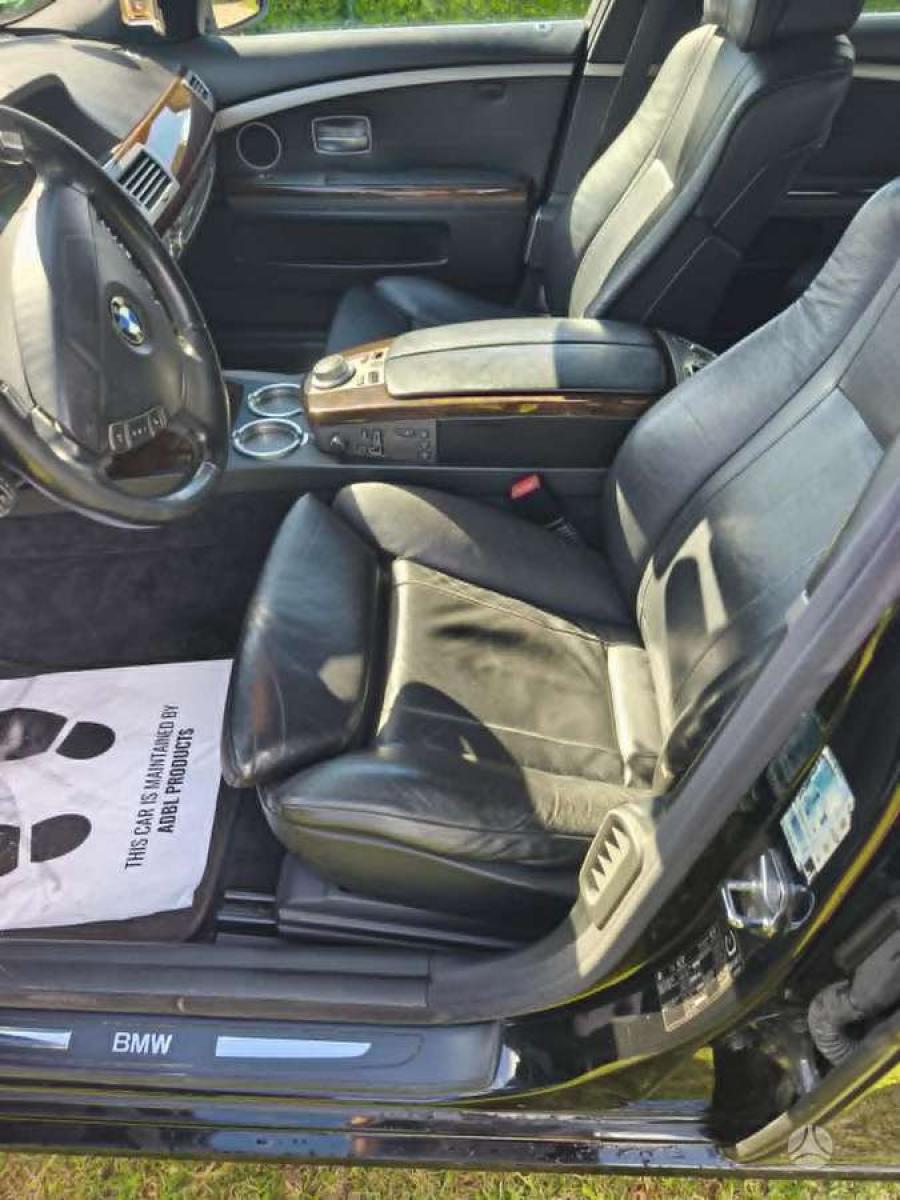 Melns BMW 730 2005 Kėdainiai, ar dzinēja tilpumu 2.99 L un nobraukumu 275 tūkst. km par 5549 €, foto 13 vietnē AUTOMOTO.COM.LV
