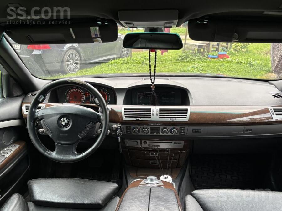 Black BMW 730 2005 in Rezekne, with an engine capacity of 3.00 L and mileage of 432 thousand km for 4000 €, photo 5 on AUTOMOTO.COM.LV