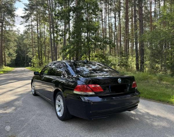 Black BMW 730 2005 in Vilnius, with an engine capacity of 0.00 L and mileage of 318 thousand km for 3200 €, photo 5 on AUTOMOTO.COM.LV