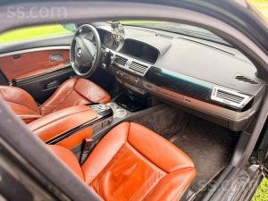 Melns BMW 730 2005 Valmiera, ar dzinēja tilpumu 3.00 L un nobraukumu 299 tūkst. km par 6500 €, foto 7 vietnē AUTOMOTO.COM.LV