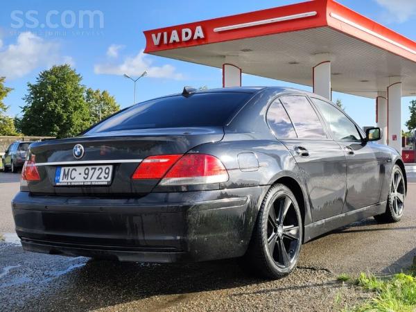 Black BMW 730 2005 in Kuldiga, with an engine capacity of 3.00 L and mileage of 280 thousand km for 4200 €, photo 3 on AUTOMOTO.COM.LV