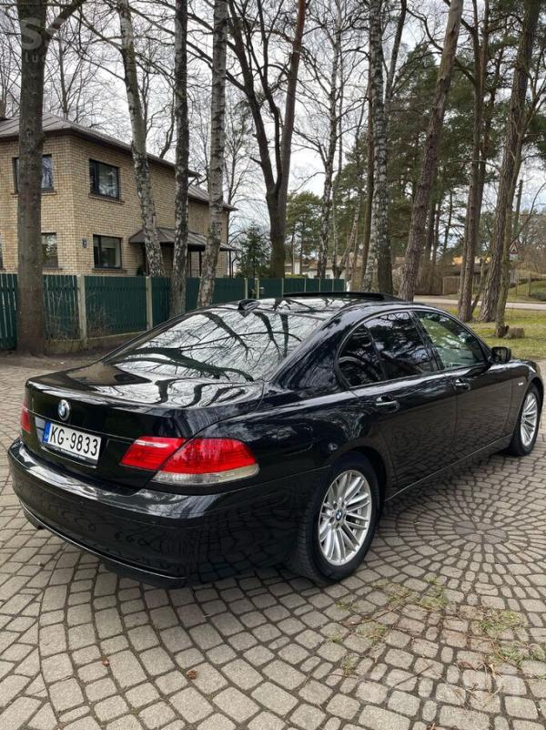Melns BMW 730 2006 Rīga, ar dzinēja tilpumu 3.00 L un nobraukumu 0 tūkst. km par 5300 €, foto 2 vietnē AUTOMOTO.COM.LV