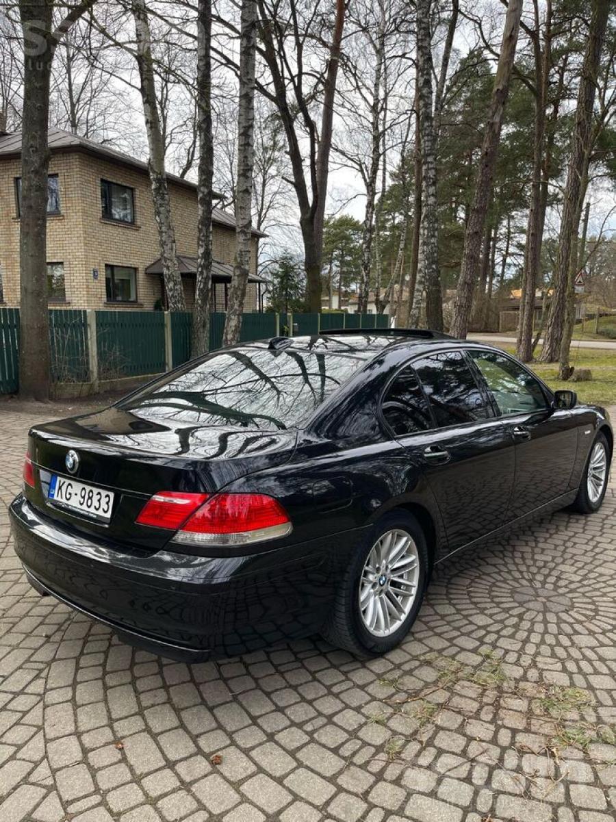 Melns BMW 730 2006 Rīga, ar dzinēja tilpumu 3.00 L un nobraukumu 0 tūkst. km par 5300 €, foto 2 vietnē AUTOMOTO.COM.LV