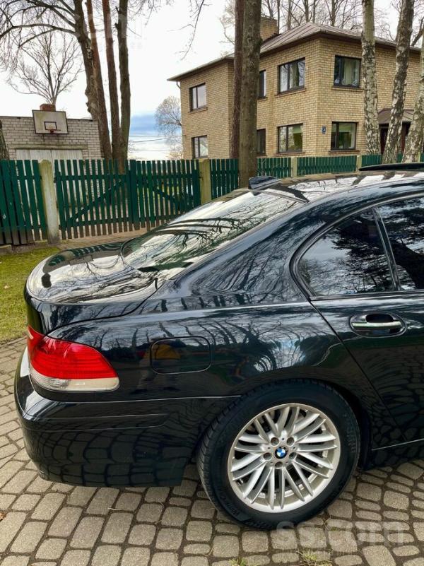 Melns BMW 730 2006 Rīga, ar dzinēja tilpumu 3.00 L un nobraukumu 0 tūkst. km par 5300 €, foto 7 vietnē AUTOMOTO.COM.LV