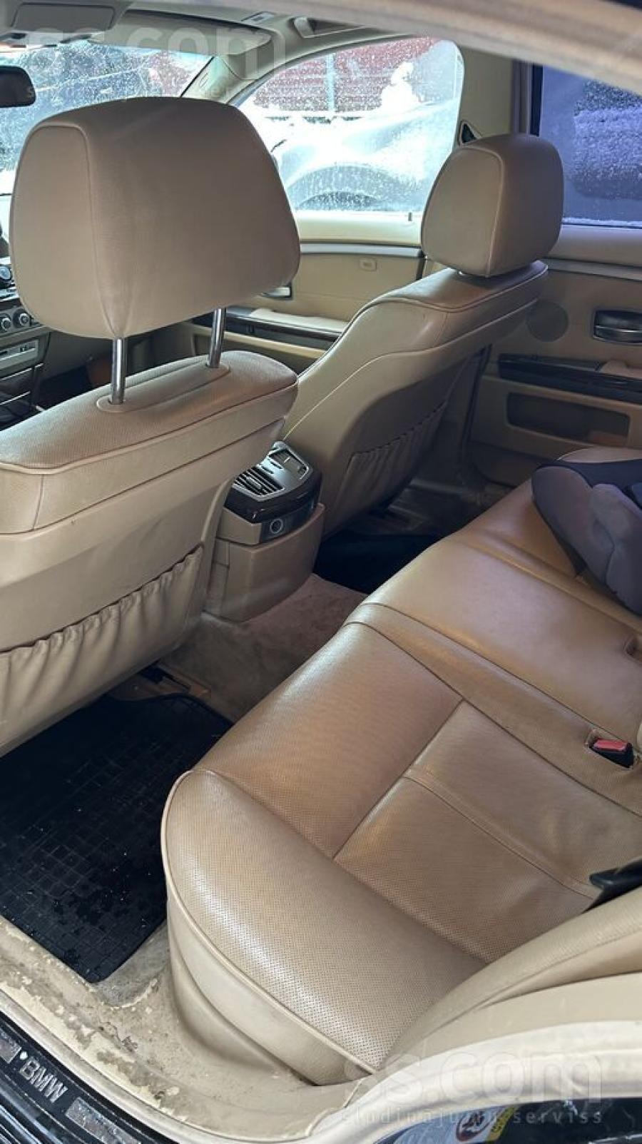 Melns BMW 730 2006 Liepāja, ar dzinēja tilpumu 3.00 L un nobraukumu 334 tūkst. km par 5995 €, foto 4 vietnē AUTOMOTO.COM.LV