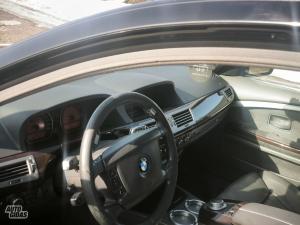 Black BMW 730 2006 in Telschi, with an engine capacity of 3.00 L and mileage of 330 thousand km for 3000 €, photo 8 on AUTOMOTO.COM.LV