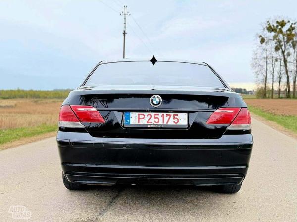 Black BMW 730 2006 in Kaunas, with an engine capacity of 3.00 L and mileage of 410 thousand km for 3250 €, photo 10 on AUTOMOTO.COM.LV