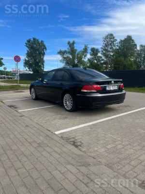 Black BMW 730 2006 in Riga, with an engine capacity of 3.00 L and mileage of 419 thousand km for 4900 €, photo 4 on AUTOMOTO.COM.LV