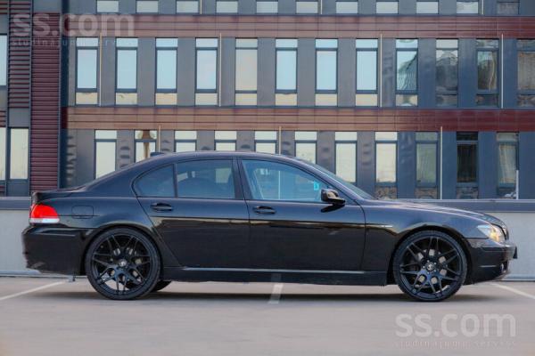 Melns BMW 730 2006 Rīga, ar dzinēja tilpumu 3.00 L un nobraukumu 320 tūkst. km par 4300 €, foto 6 vietnē AUTOMOTO.COM.LV