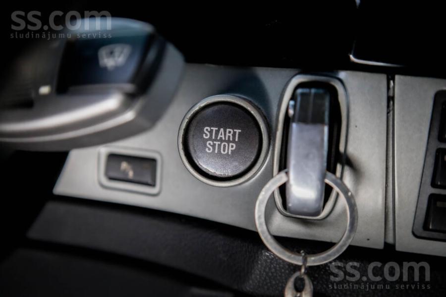 Melns BMW 730 2006 Rīga, ar dzinēja tilpumu 3.00 L un nobraukumu 320 tūkst. km par 4300 €, foto 16 vietnē AUTOMOTO.COM.LV