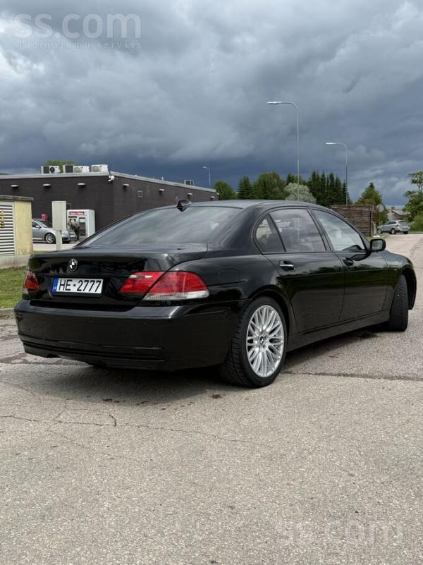 Melns BMW 730 2006 Kuldīga, ar dzinēja tilpumu 3.00 L un nobraukumu 290 tūkst. km par 6250 €, foto 4 vietnē AUTOMOTO.COM.LV