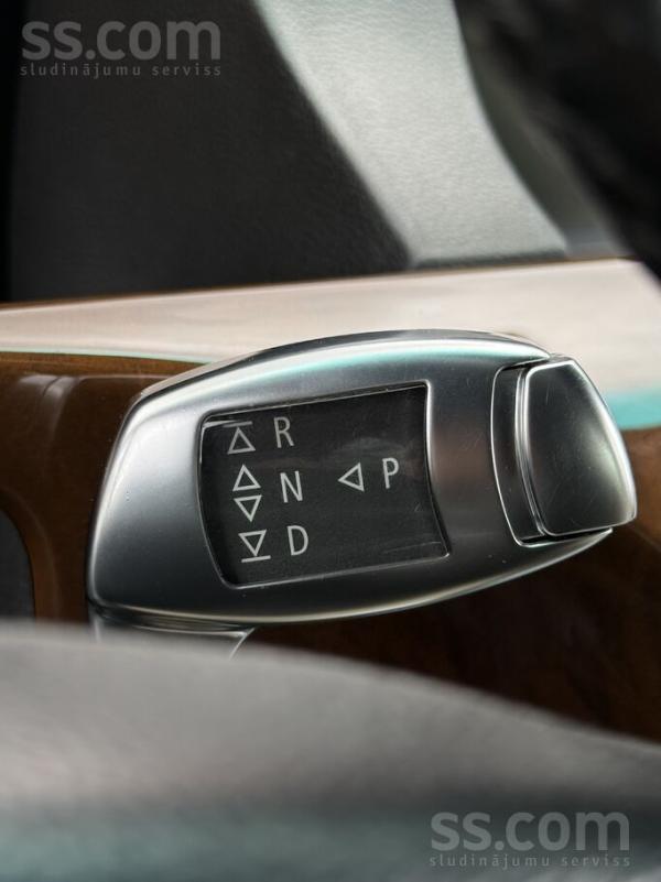 Melns BMW 730 2006 Kuldīga, ar dzinēja tilpumu 3.00 L un nobraukumu 290 tūkst. km par 6250 €, foto 10 vietnē AUTOMOTO.COM.LV