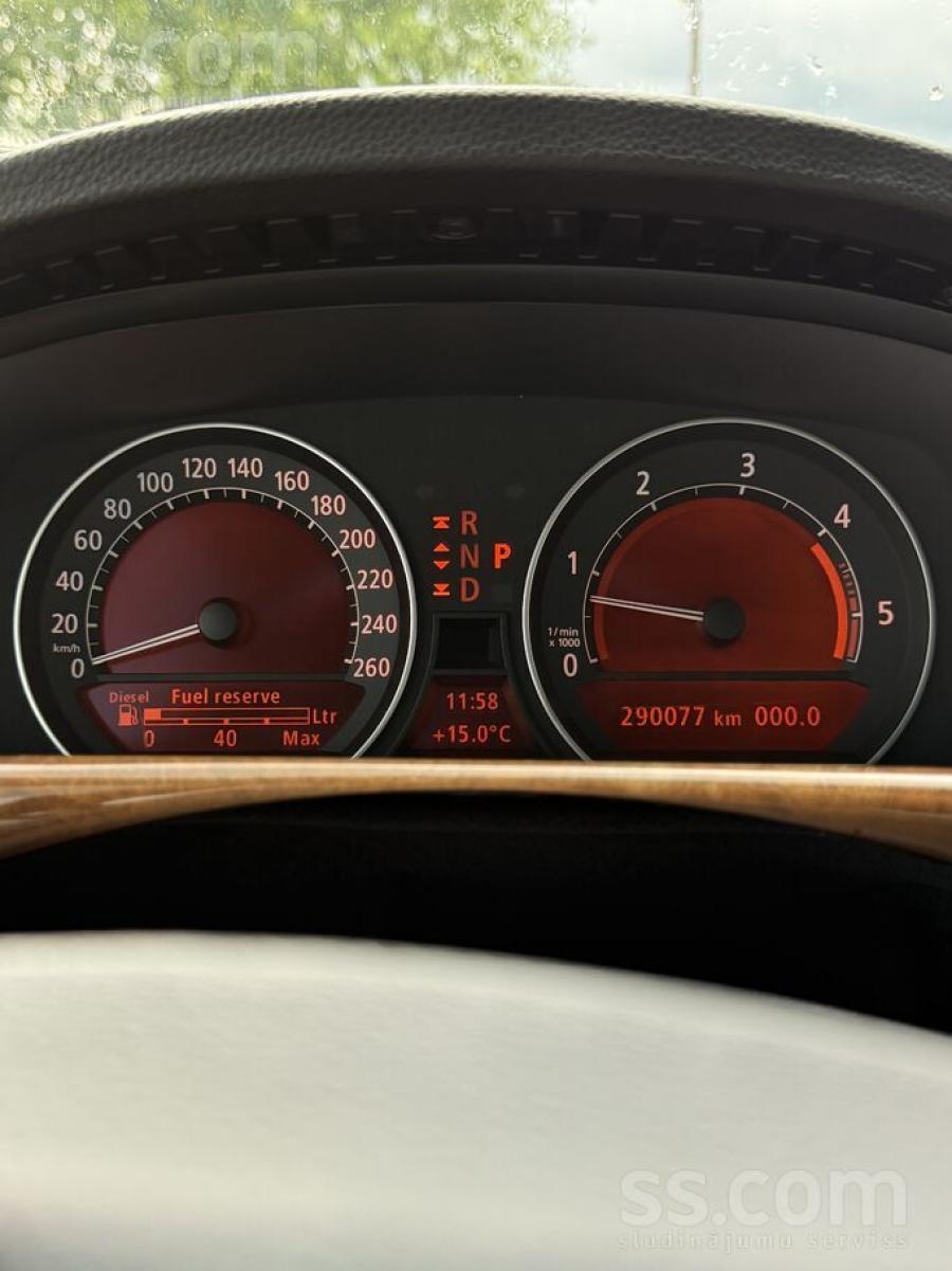 Black BMW 730 2006 in Kuldiga, with an engine capacity of 3.00 L and mileage of 290 thousand km for 6250 €, photo 28 on AUTOMOTO.COM.LV