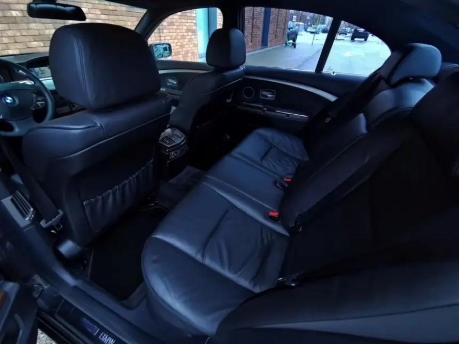 Melns BMW 730 2006 Rīga, ar dzinēja tilpumu 3.00 L un nobraukumu 270 tūkst. km par 6900 €, foto 7 vietnē AUTOMOTO.COM.LV