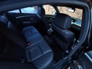 Melns BMW 730 2006 Rīga, ar dzinēja tilpumu 3.00 L un nobraukumu 270 tūkst. km par 6900 €, foto 10 vietnē AUTOMOTO.COM.LV
