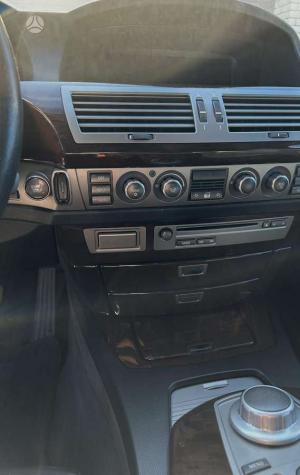 Black BMW 730 2006 in Kaunas, with an engine capacity of 2.99 L and mileage of 316 thousand km for 4850 €, photo 11 on AUTOMOTO.COM.LV