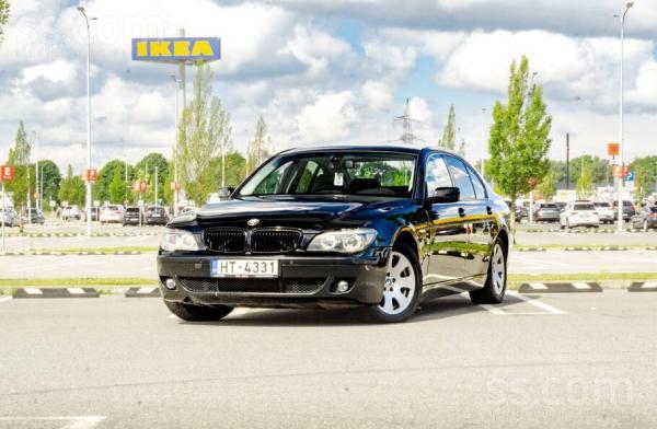 Black BMW 730 2006 in Riga, with an engine capacity of 3.00 L and mileage of 320 thousand km for 2990 €, photo 1 on AUTOMOTO.COM.LV