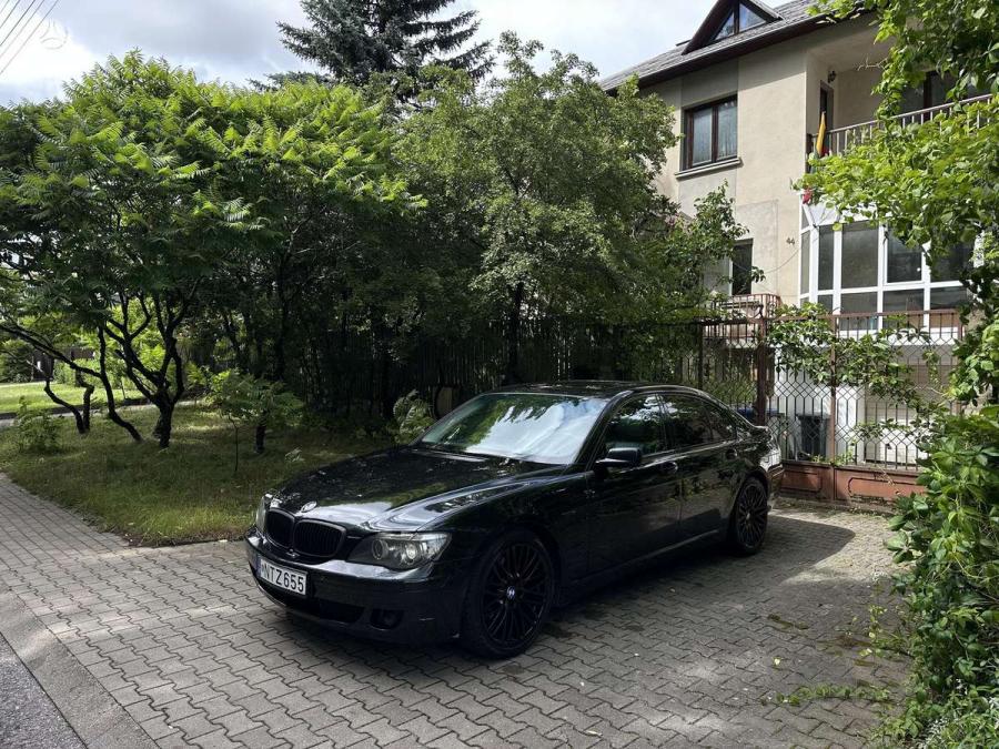 Melns BMW 730 2006 Viļņa, ar dzinēja tilpumu 2.99 L un nobraukumu 410 tūkst. km par 5200 €, foto 1 vietnē AUTOMOTO.COM.LV