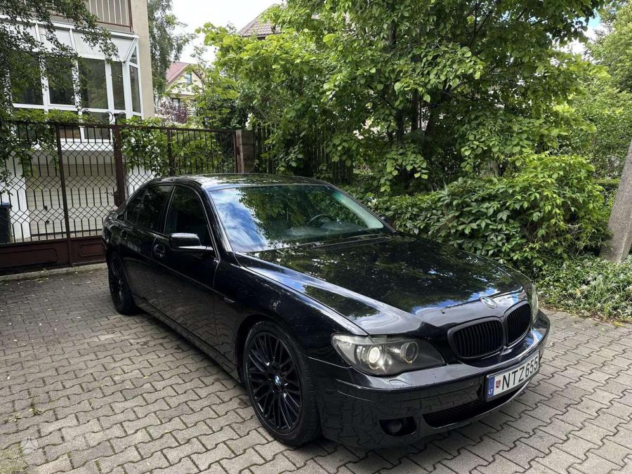 Melns BMW 730 2006 Viļņa, ar dzinēja tilpumu 2.99 L un nobraukumu 410 tūkst. km par 5200 €, foto 3 vietnē AUTOMOTO.COM.LV